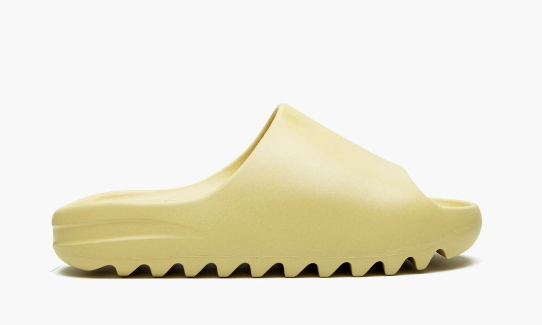 Adidas Yeezy – Sneakers Outlet Co